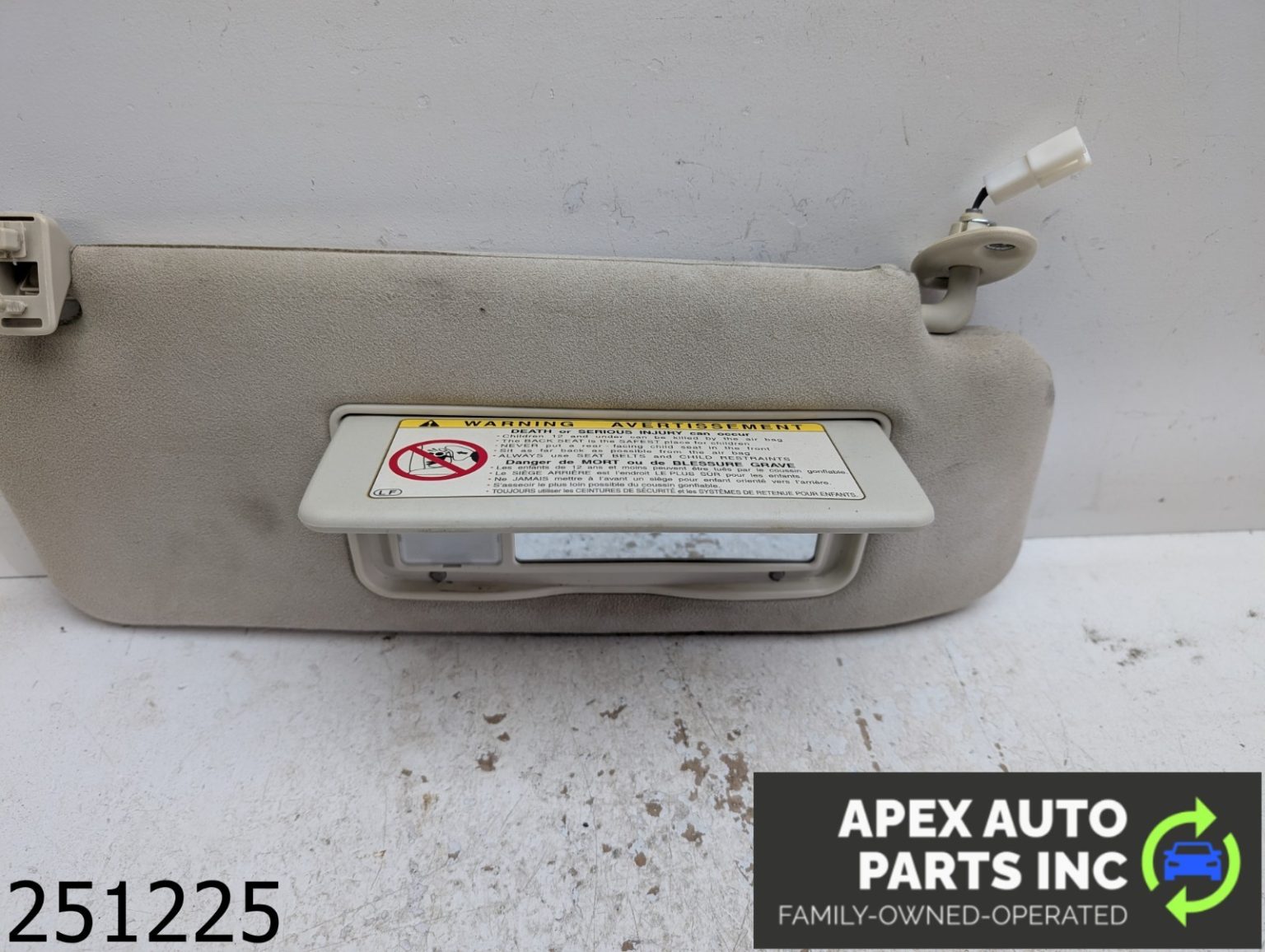 OEM 2002 Lexus LS430 4.3L Sun Visor w Illumination Mirror Right ...