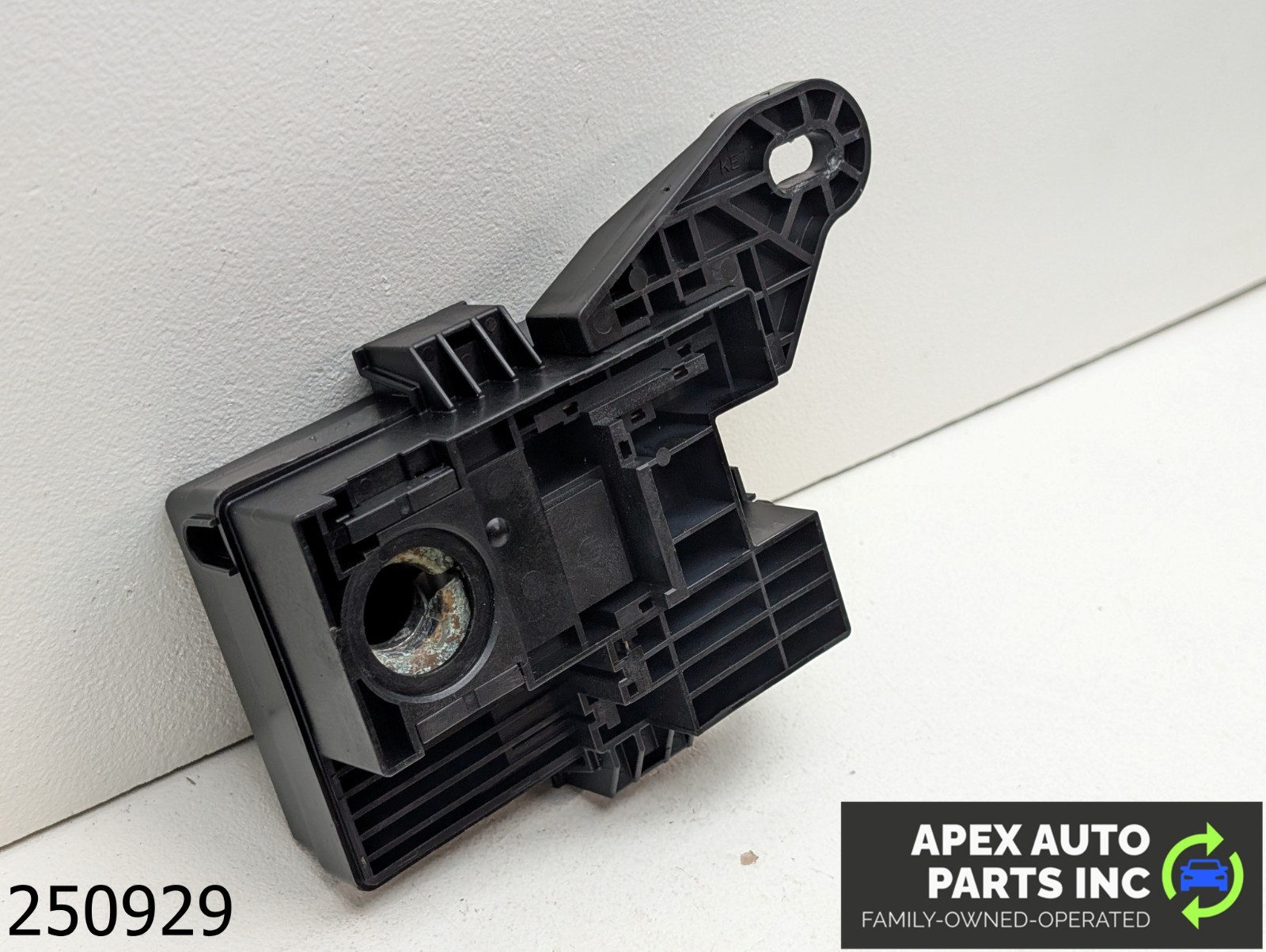 OEM 2009-2011 Hyundai Genesis 3.8L Sedan Positive Battery Terminal ...